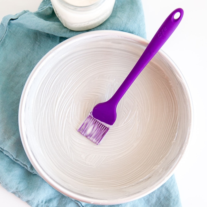 Homemade Cake Release (How to Prepare Cake Pans) - Liv for Cake