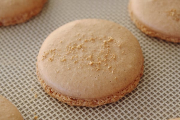 S'mores Macarons - Liv for Cake