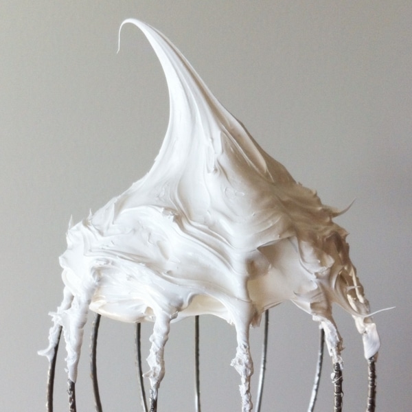 Homemade Marshmallow Fluff - Liv for Cake