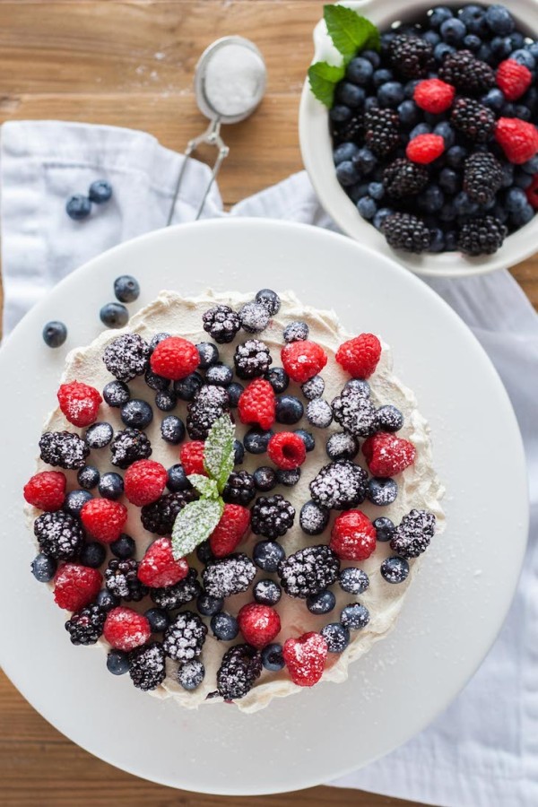 Berry Layer Cake - Liv for Cake