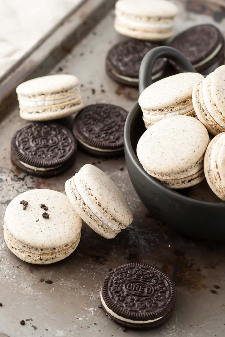 Oreo Macarons (French Macarons) - Liv for Cake