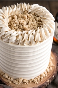 Maple Cake with Maple Streusel - Liv for Cake