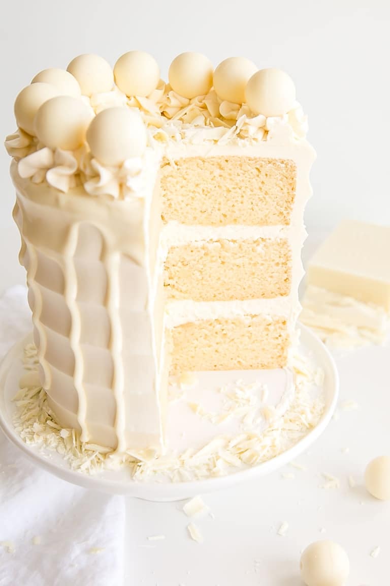 White Chocolate Cake - Liv for Cake